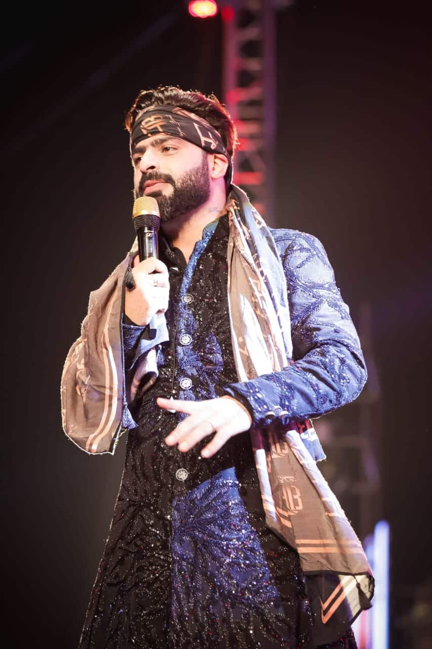 The Heartfelt Expressions of Sagar Bhatia's Royi Hovegi - Awesome TV