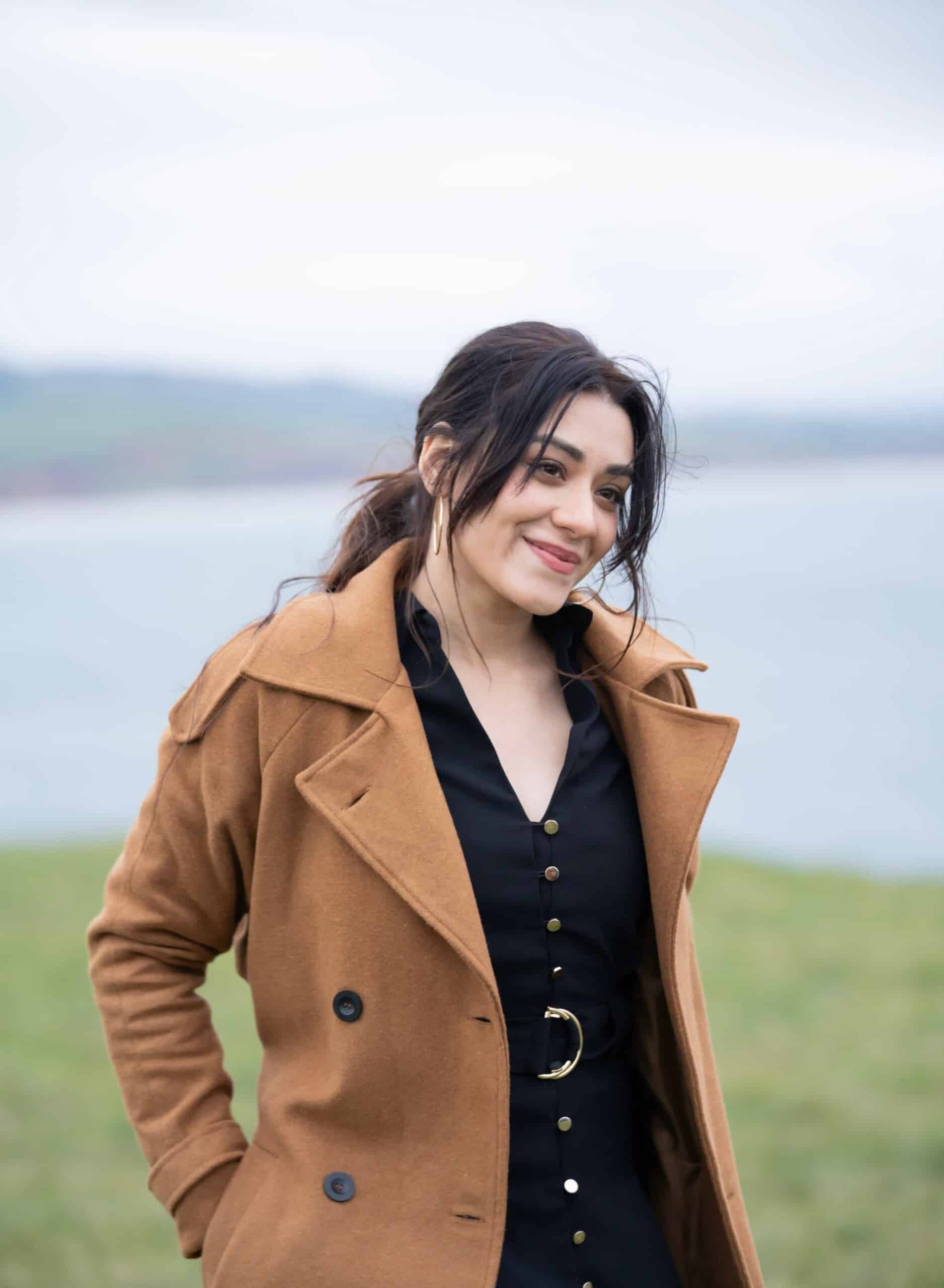 Aanchal Singh: From Femme Fatale to Authentic Performance - Awesome TV